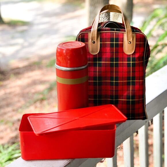 aladdin | Kitchen | Aladdin Vintage Plaid Picnic Lunch Kit Thermos ...
